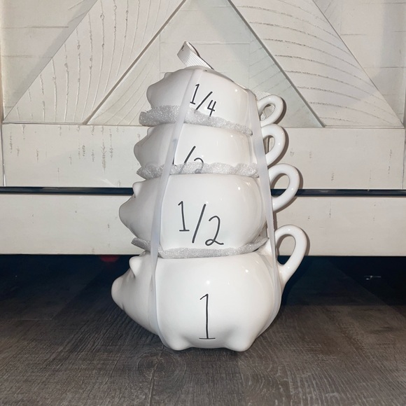 Rae Dunn | Kitchen | Rae Dunn Pig Measuring Cups | Poshmark